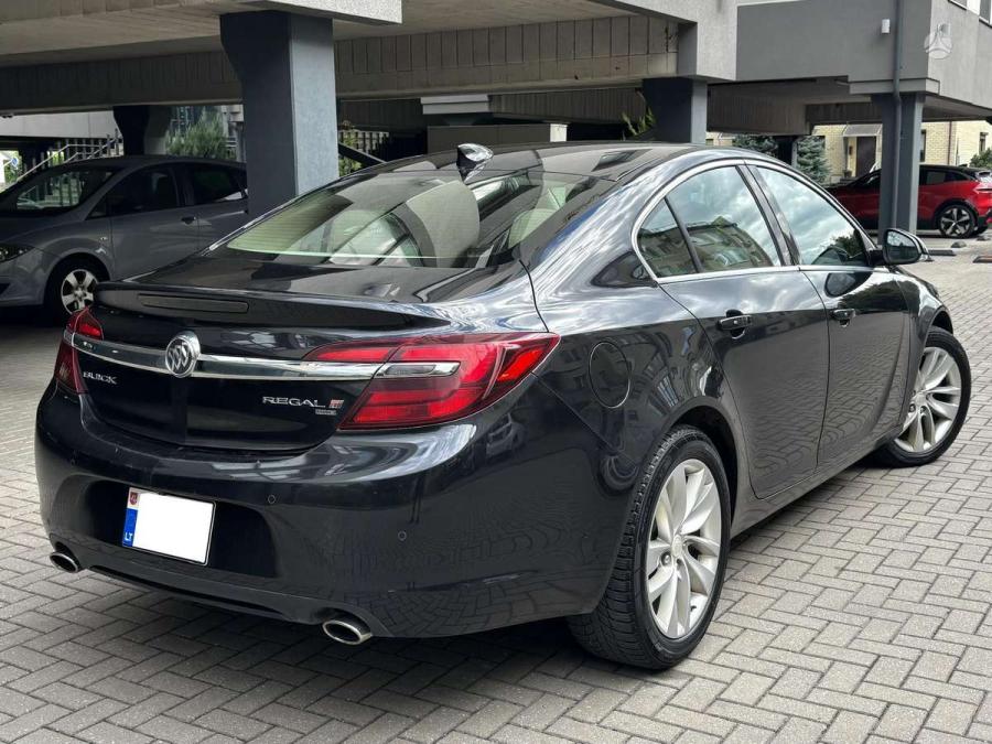 Black Buick Regal 2015 in Kaunas, with an engine capacity of 2.00 L and mileage of 220 thousand km for 4000 €, photo 4 on AUTOMOTO.COM.LV
