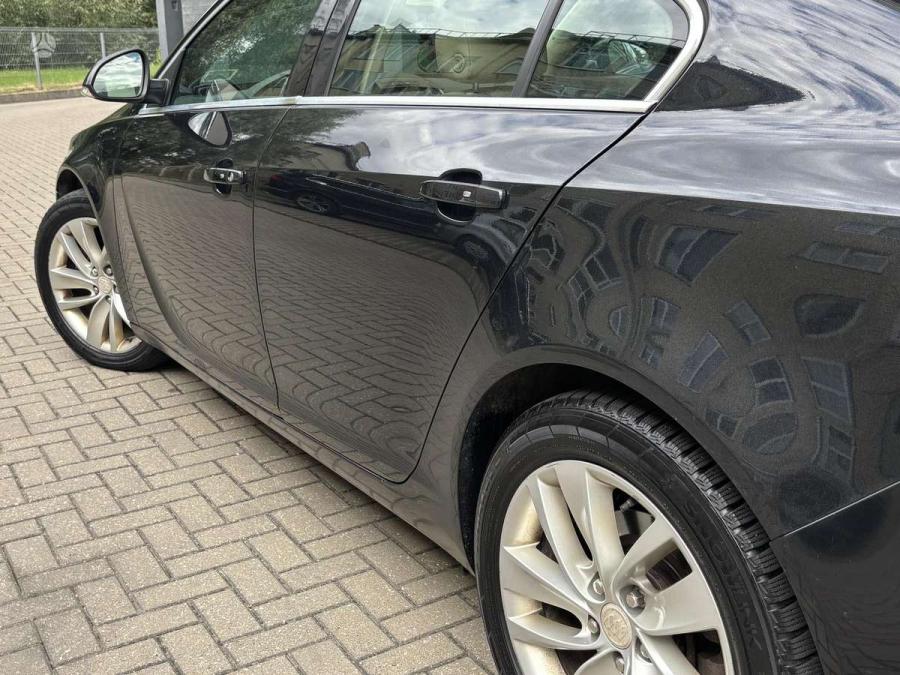 Black Buick Regal 2015 in Kaunas, with an engine capacity of 2.00 L and mileage of 220 thousand km for 4000 €, photo 12 on AUTOMOTO.COM.LV
