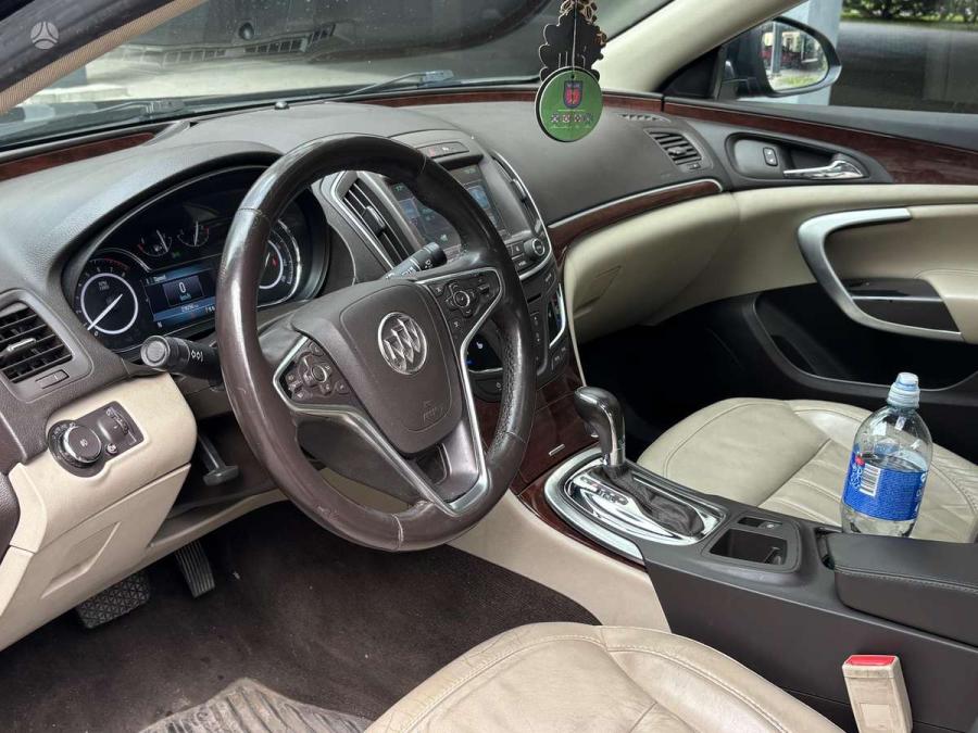 Black Buick Regal 2015 in Kaunas, with an engine capacity of 2.00 L and mileage of 220 thousand km for 4000 €, photo 15 on AUTOMOTO.COM.LV