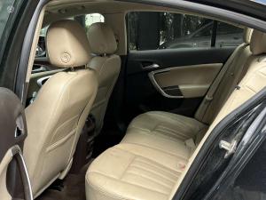 Black Buick Regal 2015 in Kaunas, with an engine capacity of 2.00 L and mileage of 220 thousand km for 4000 €, photo 24 on AUTOMOTO.COM.LV
