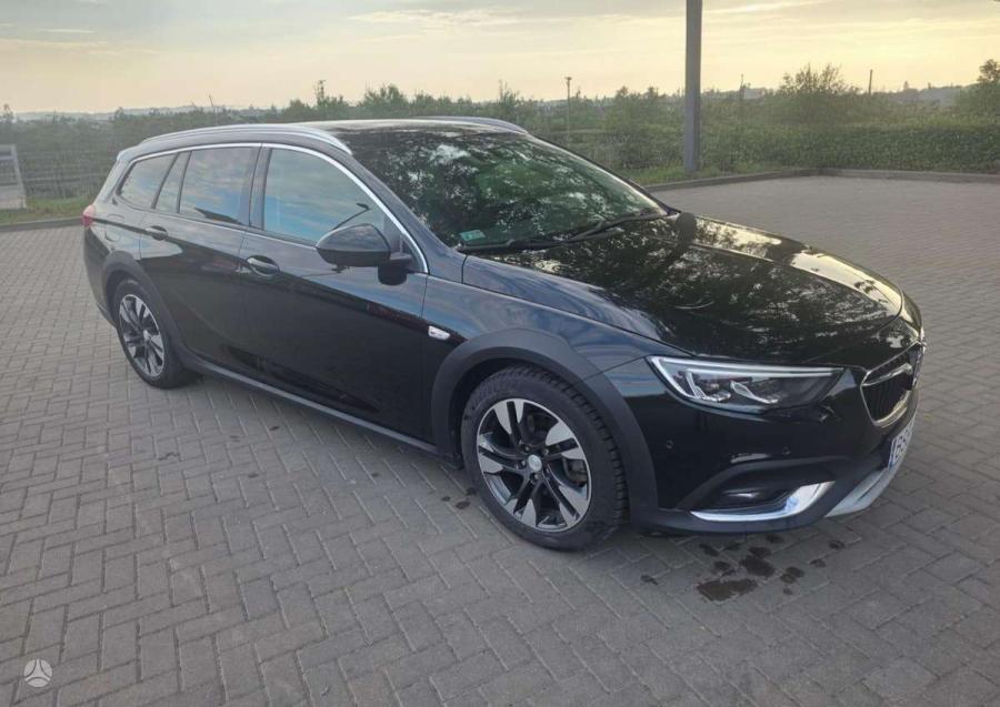 Melns Buick Regal 2019 Šilutė, ar dzinēja tilpumu 2.00 L un nobraukumu 54 tūkst. km par 12600 €, foto 3 vietnē AUTOMOTO.COM.LV