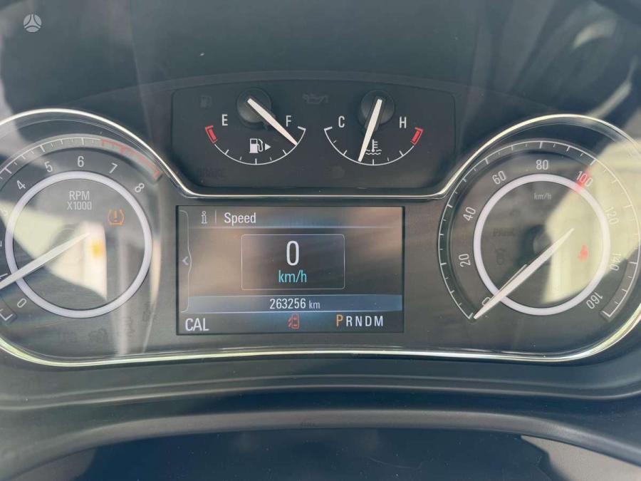 Balts Buick Regal 2015 Viļņa, ar dzinēja tilpumu 2.00 L un nobraukumu 263 tūkst. km par 1700 €, foto 8 vietnē AUTOMOTO.COM.LV