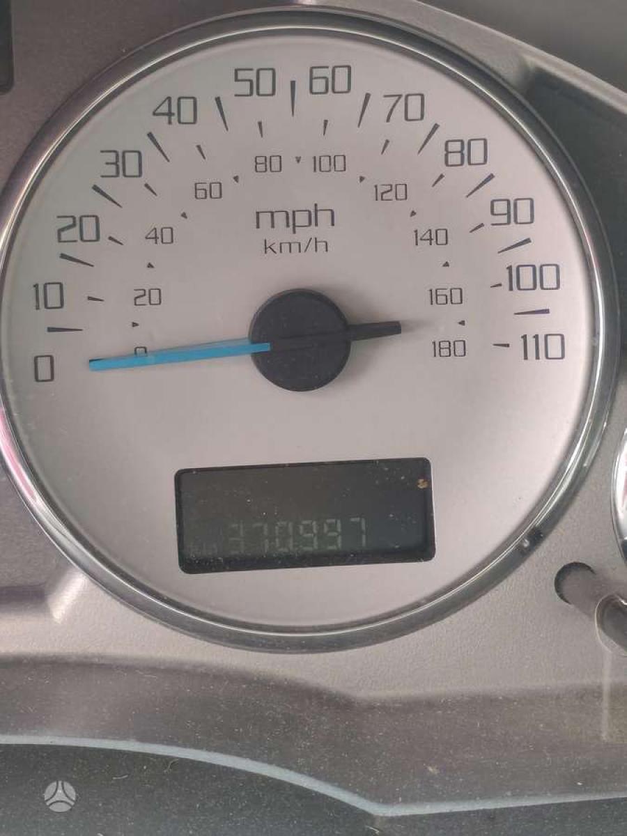 Black Buick Rendezvous 2009 in Kretinga, with an engine capacity of 3.35 L and mileage of 371 thousand km for 800 €, photo 3 on AUTOMOTO.COM.LV