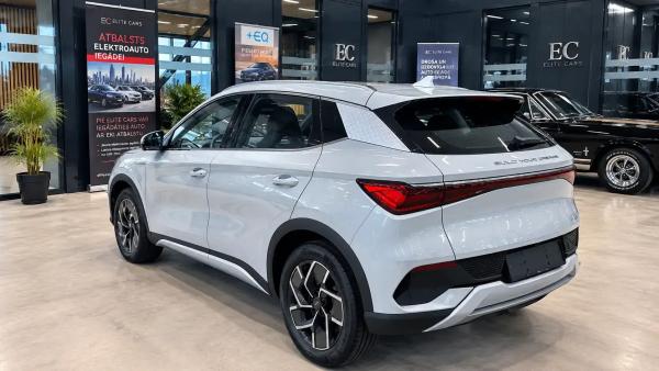 БИД Atto 3 2023 в Марупе на AUTOMOTO.COM.LV Белый БИД Atto 3 2023 в Марупе, объемом двигателя 0.00 л и пробегом 47 тыс. км за 26990 €, фото 4 на AUTOMOTO.COM.LV