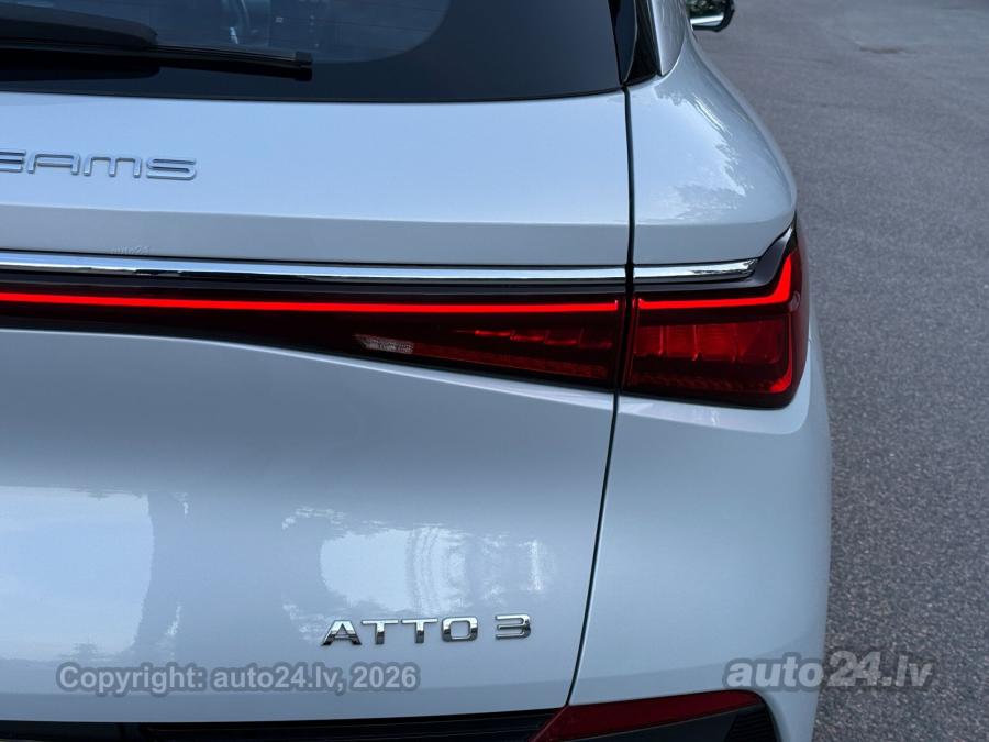 Белый БИД Atto 3 2023 в Пярну, объемом двигателя 0.00 л и пробегом 75 тыс. км за 25999 €, фото 9 на AUTOMOTO.COM.LV