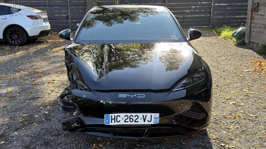 Melns BYD Seal 2025 Jonava, ar dzinēja tilpumu 0.00 L un nobraukumu 40 tūkst. km par 15700 €, foto 7 vietnē AUTOMOTO.COM.LV