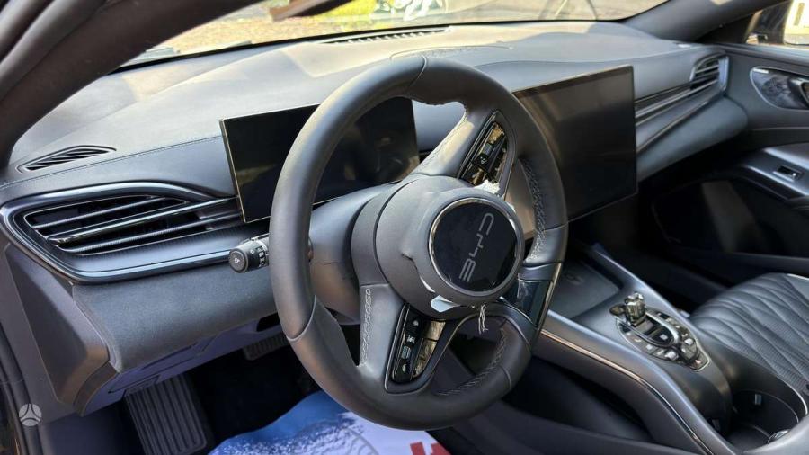 Melns BYD Seal 2025 Jonava, ar dzinēja tilpumu 0.00 L un nobraukumu 40 tūkst. km par 15700 €, foto 14 vietnē AUTOMOTO.COM.LV