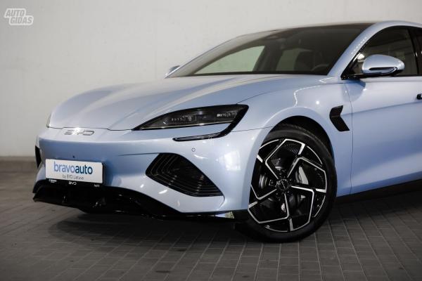 Blue BYD Seal 2025 in Vilnius, with an engine capacity of 0.00 L and mileage of 10 thousand km for 42551 €, photo 3 on AUTOMOTO.COM.LV