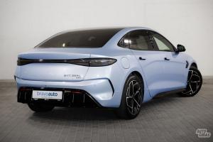 Zils BYD Seal 2025 Viļņa, ar dzinēja tilpumu 0.00 L un nobraukumu 10 tūkst. km par 42551 €, foto 11 vietnē AUTOMOTO.COM.LV