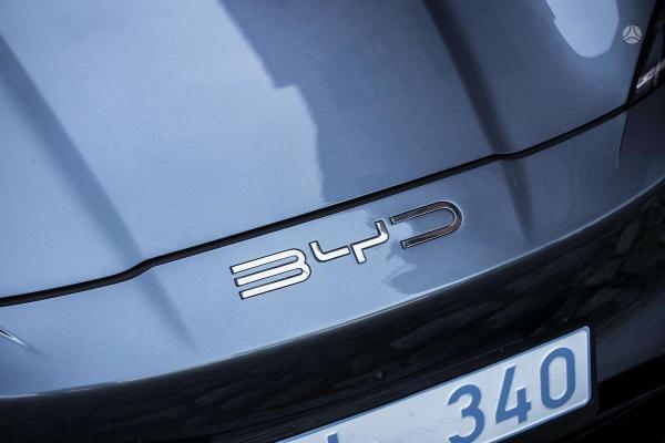 Grey BYD Seal 2024 in Jelgava, with an engine capacity of 0.00 L and mileage of 26 thousand km for 33900 €, photo 6 on AUTOMOTO.COM.LV