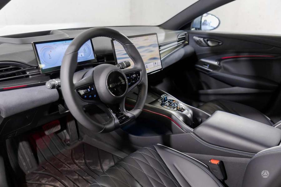 BYD Seal 2025 in Vilnius, with an engine capacity of 0.00 L and mileage of 10 thousand km for 42551 €, photo 17 on AUTOMOTO.COM.LV