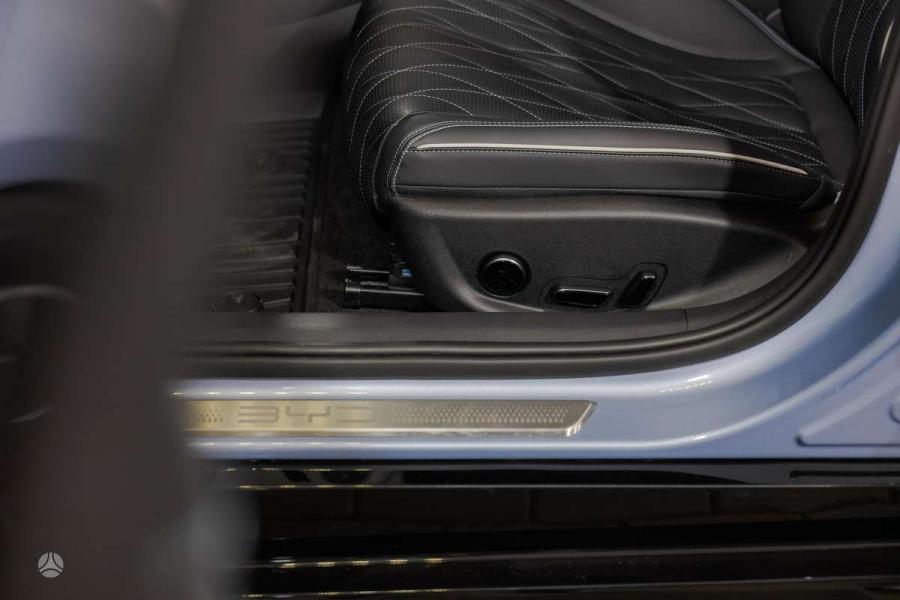 BYD Seal 2025 Viļņa, ar dzinēja tilpumu 0.00 L un nobraukumu 10 tūkst. km par 42551 €, foto 20 vietnē AUTOMOTO.COM.LV