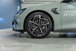 BYD Seal 2026 Tallina, ar dzinēja tilpumu 0.00 L un nobraukumu 19 tūkst. km par 45990 €, foto 7 vietnē AUTOMOTO.COM.LV