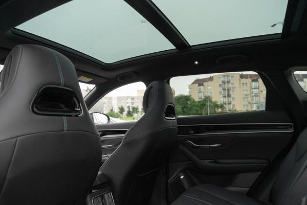 Black BYD Seal U 2025 in Vilnius, with an engine capacity of 0.00 L and mileage of 38 thousand km for 37000 €, photo 10 on AUTOMOTO.COM.LV