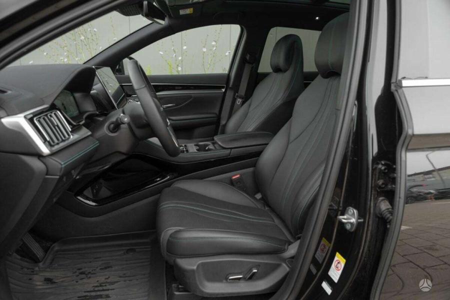 Black BYD Seal U 2025 in Vilnius, with an engine capacity of 0.00 L and mileage of 38 thousand km for 37000 €, photo 9 on AUTOMOTO.COM.LV