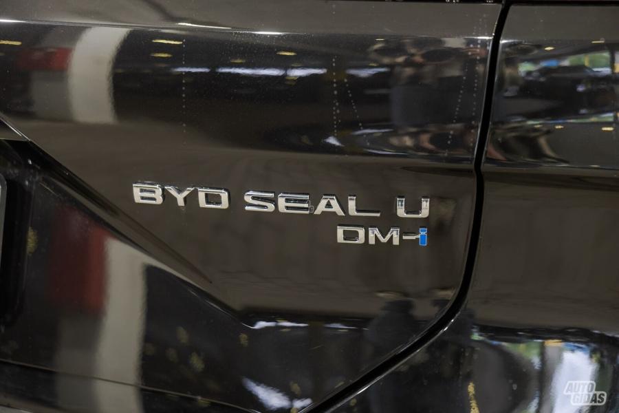 Melns BYD Seal U 2025 Viļņa, ar dzinēja tilpumu 1.50 L un nobraukumu 17 tūkst. km par 38781 €, foto 10 vietnē AUTOMOTO.COM.LV