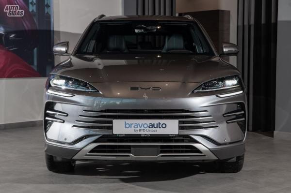 Black BYD Seal U 2025 in Kaunas, with an engine capacity of 1.50 L and mileage of 22 thousand km for 38781 €, photo 2 on AUTOMOTO.COM.LV