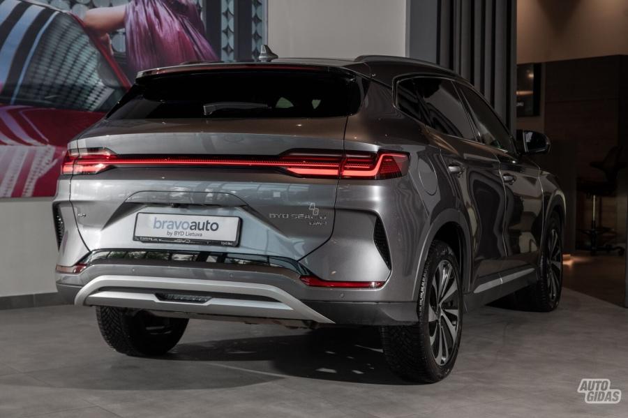 Melns BYD Seal U 2025 Kauņa, ar dzinēja tilpumu 1.50 L un nobraukumu 22 tūkst. km par 38781 €, foto 6 vietnē AUTOMOTO.COM.LV