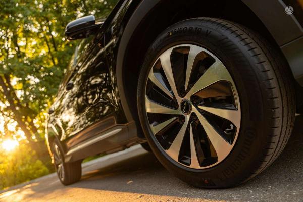 Melns BYD Seal U 2026 Kauņa, ar dzinēja tilpumu 1.50 L un nobraukumu 0 tūkst. km par 39000 €, foto 9 vietnē AUTOMOTO.COM.LV
