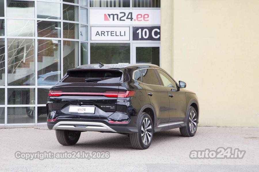 Melns BYD Seal U 2025 Tallina, ar dzinēja tilpumu 1.50 L un nobraukumu 9 tūkst. km par 34990 €, foto 9 vietnē AUTOMOTO.COM.LV