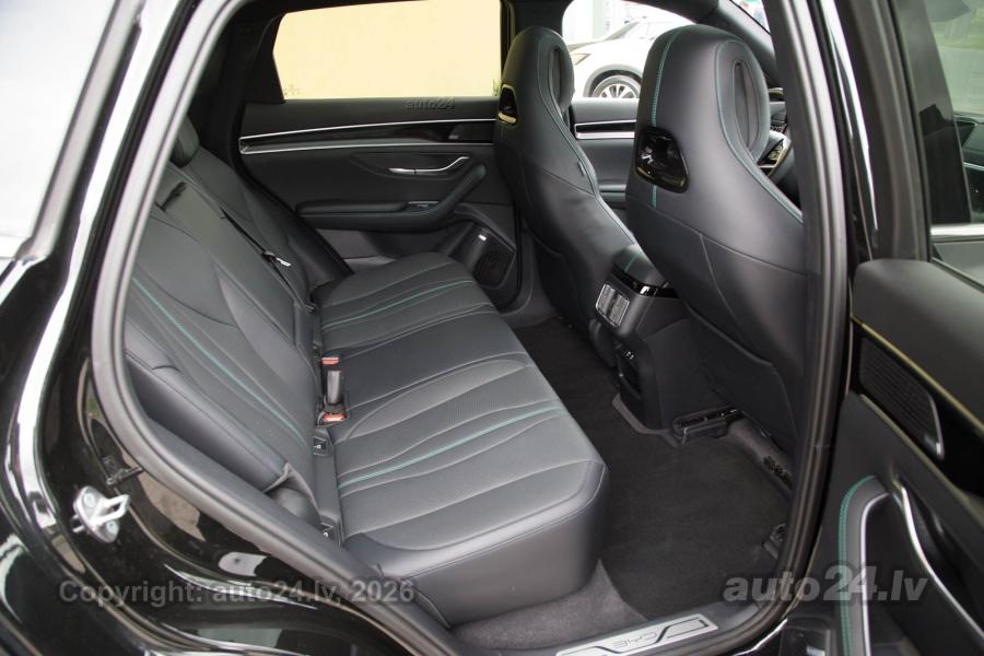 Melns BYD Seal U 2025 Tallina, ar dzinēja tilpumu 1.50 L un nobraukumu 9 tūkst. km par 34990 €, foto 17 vietnē AUTOMOTO.COM.LV