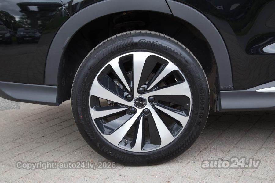 Melns BYD Seal U 2025 Tallina, ar dzinēja tilpumu 1.50 L un nobraukumu 9 tūkst. km par 34990 €, foto 20 vietnē AUTOMOTO.COM.LV