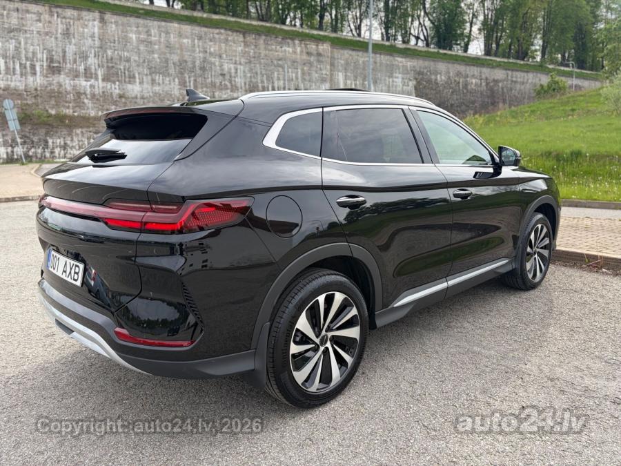 Black BYD Seal U 2026 in Tallinn, with an engine capacity of 1.50 L and mileage of 6 thousand km for 42000 €, photo 6 on AUTOMOTO.COM.LV