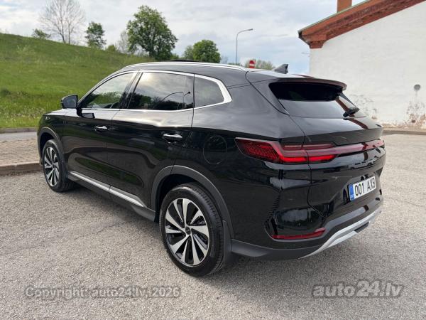 Black BYD Seal U 2026 in Tallinn, with an engine capacity of 1.50 L and mileage of 6 thousand km for 42000 €, photo 6 on AUTOMOTO.COM.LV