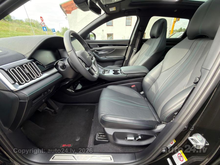 Black BYD Seal U 2026 in Tallinn, with an engine capacity of 1.50 L and mileage of 6 thousand km for 42000 €, photo 12 on AUTOMOTO.COM.LV