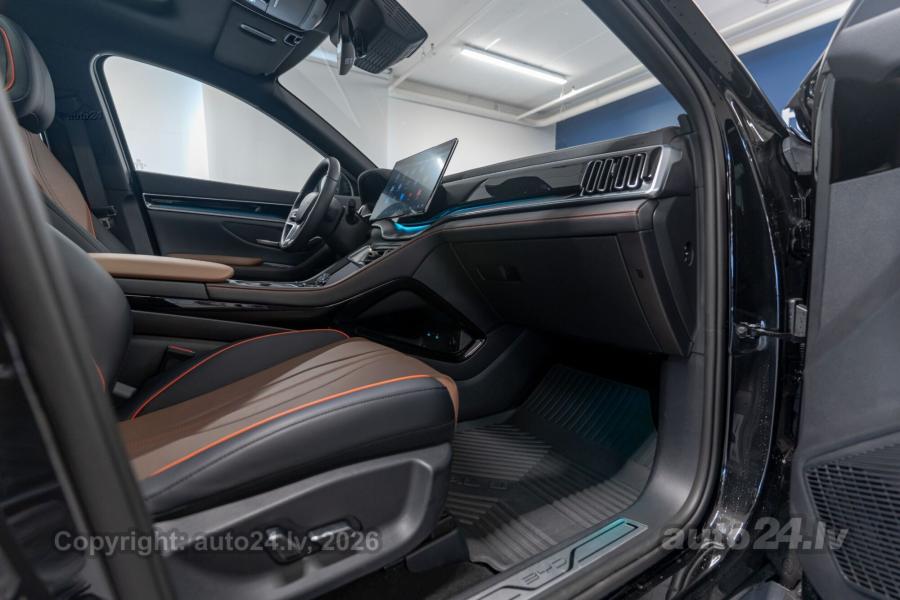 Black BYD Seal U 2026 in Tallinn, with an engine capacity of 1.50 L and mileage of 10 thousand km for 43990 €, photo 13 on AUTOMOTO.COM.LV