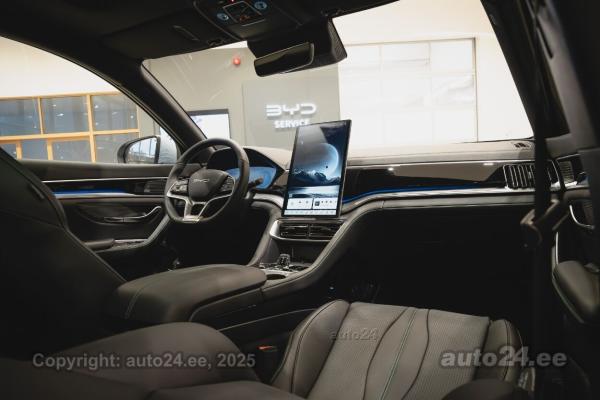 Zils BYD Seal U 2025 Tartu, ar dzinēja tilpumu 1.50 L un nobraukumu 3 tūkst. km par 43900 €, foto 11 vietnē AUTOMOTO.COM.LV