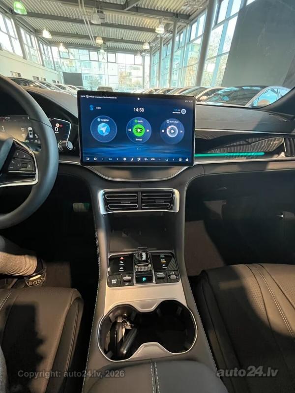 Zils BYD Seal U 2025 Tallina, ar dzinēja tilpumu 1.50 L un nobraukumu 10 tūkst. km par 41990 €, foto 11 vietnē AUTOMOTO.COM.LV