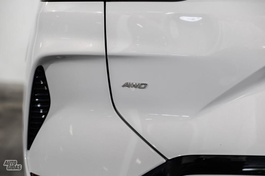 BYD Seal U 2025 Viļņa, ar dzinēja tilpumu 1.50 L un nobraukumu 16 tūkst. km par 38781 €, foto 12 vietnē AUTOMOTO.COM.LV