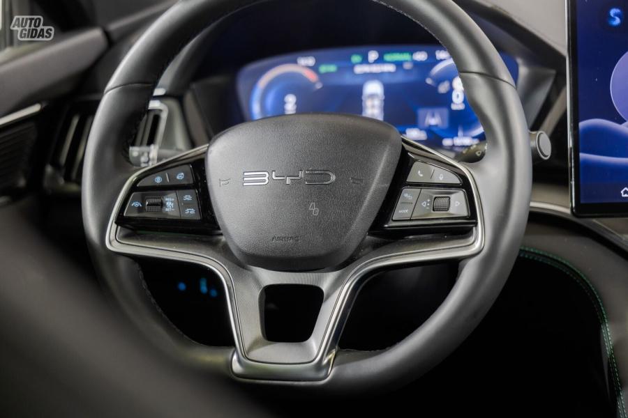 BYD Seal U 2025 Viļņa, ar dzinēja tilpumu 1.50 L un nobraukumu 16 tūkst. km par 38781 €, foto 20 vietnē AUTOMOTO.COM.LV