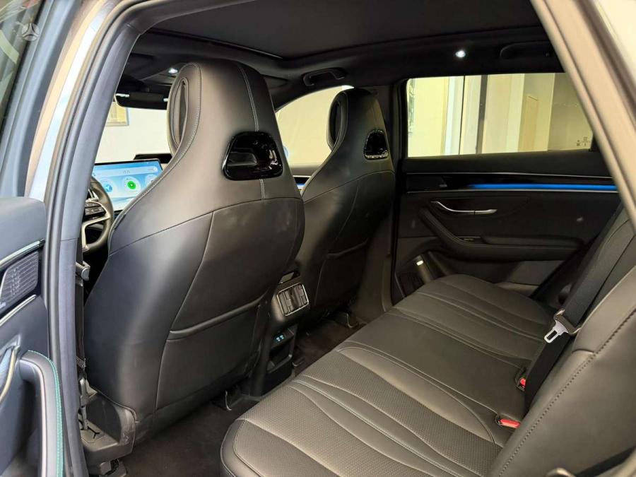 Grey BYD Seal U 2025 in Vilnius, with an engine capacity of 1.50 L and mileage of 13 thousand km for 33900 €, photo 11 on AUTOMOTO.COM.LV