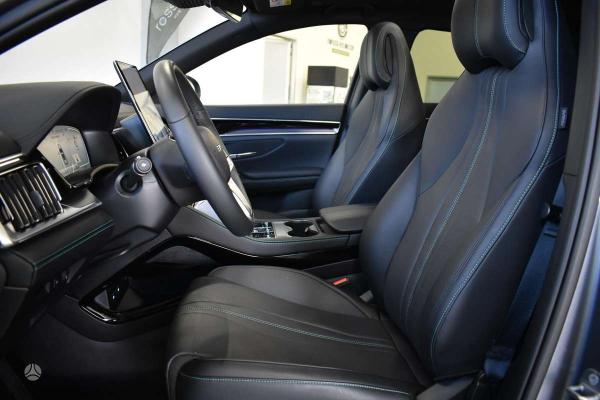 Pelēks BYD Seal U 2025 Viļņa, ar dzinēja tilpumu 1.50 L un nobraukumu 8 tūkst. km par 32070 €, foto 10 vietnē AUTOMOTO.COM.LV