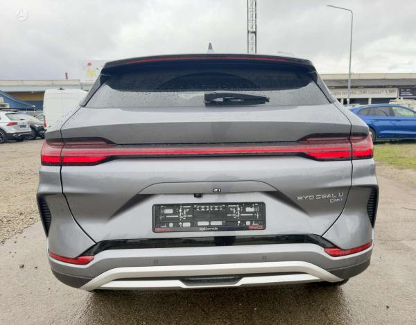 БИД Seal U 2025 в Шяуляй на AUTOMOTO.COM.LV Серый БИД Seal U 2025 в Шяуляй, объемом двигателя 1.50 л и пробегом 13 тыс. км за 20450 €, фото 6 на AUTOMOTO.COM.LV