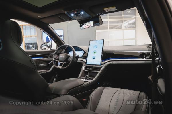 Balts BYD Seal U 2025 Tartu, ar dzinēja tilpumu 1.50 L un nobraukumu 1000 tūkst. km par 45990 €, foto 11 vietnē AUTOMOTO.COM.LV
