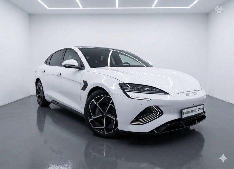 Balts BYD Seal 2024 Viļņa, ar dzinēja tilpumu 0.00 L un nobraukumu 42 tūkst. km par 32000 €, foto 3 vietnē AUTOMOTO.COM.LV