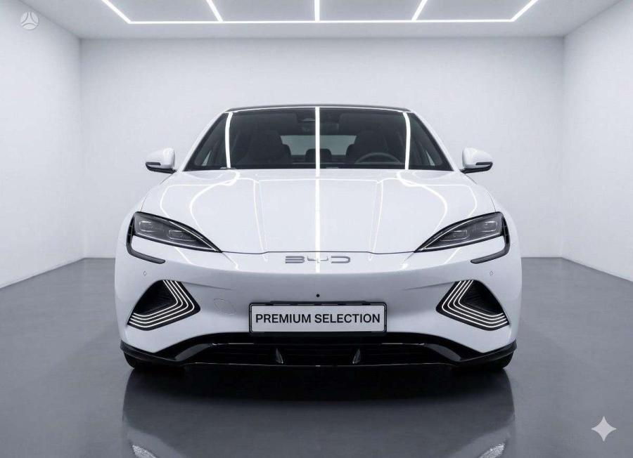 Balts BYD Seal 2024 Viļņa, ar dzinēja tilpumu 0.00 L un nobraukumu 42 tūkst. km par 32000 €, foto 4 vietnē AUTOMOTO.COM.LV