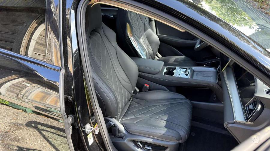 Black BYD Sealion 7 2025 in Jonava, with an engine capacity of 0.00 L and mileage of 10 thousand km for 25600 €, photo 20 on AUTOMOTO.COM.LV