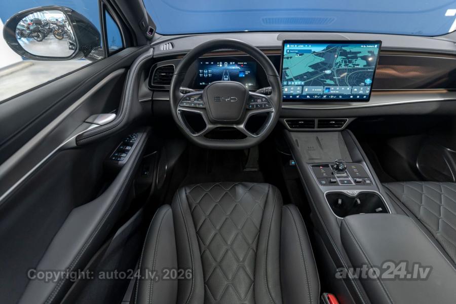 Black BYD Sealion 7 2025 in Tallinn, with an engine capacity of 0.00 L and mileage of 11 thousand km for 48900 €, photo 9 on AUTOMOTO.COM.LV