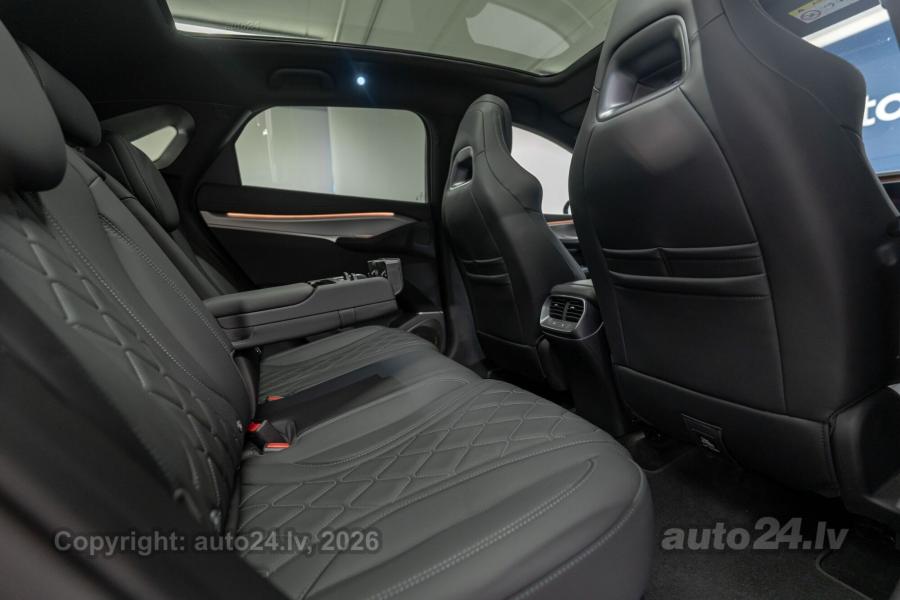 Black BYD Sealion 7 2025 in Tallinn, with an engine capacity of 0.00 L and mileage of 11 thousand km for 48900 €, photo 12 on AUTOMOTO.COM.LV