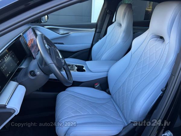 Черный БИД Sealion 7 2025 в Таллин, объемом двигателя 0.00 л и пробегом 14 тыс. км за 55800 €, фото 4 на AUTOMOTO.COM.LV