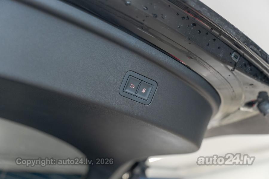 Melns BYD Sealion 7 2026 Tallina, ar dzinēja tilpumu 0.00 L un nobraukumu 18 tūkst. km par 58990 €, foto 24 vietnē AUTOMOTO.COM.LV