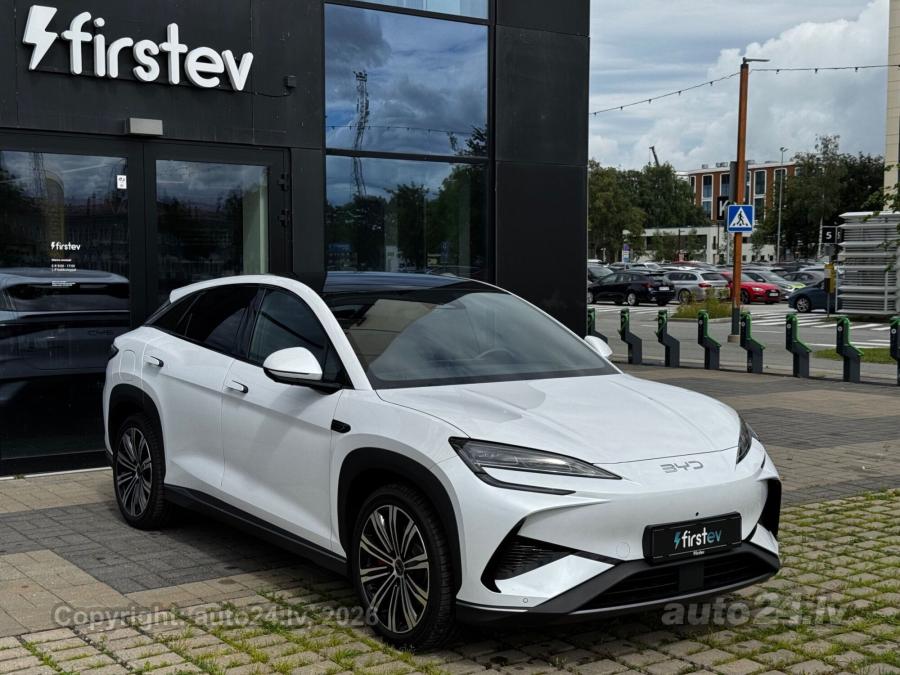 Balts BYD Sealion 7 2025 Tallina, ar dzinēja tilpumu 0.00 L un nobraukumu 22 tūkst. km par 54990 €, foto 5 vietnē AUTOMOTO.COM.LV