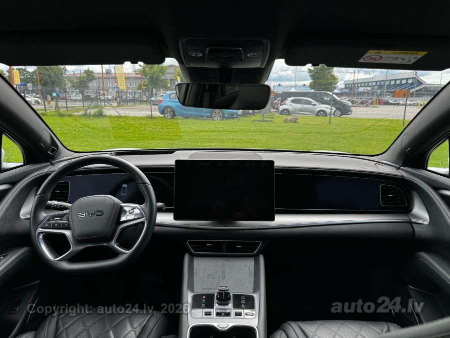 Balts BYD Sealion 7 2025 Tallina, ar dzinēja tilpumu 0.00 L un nobraukumu 22 tūkst. km par 54990 €, foto 13 vietnē AUTOMOTO.COM.LV