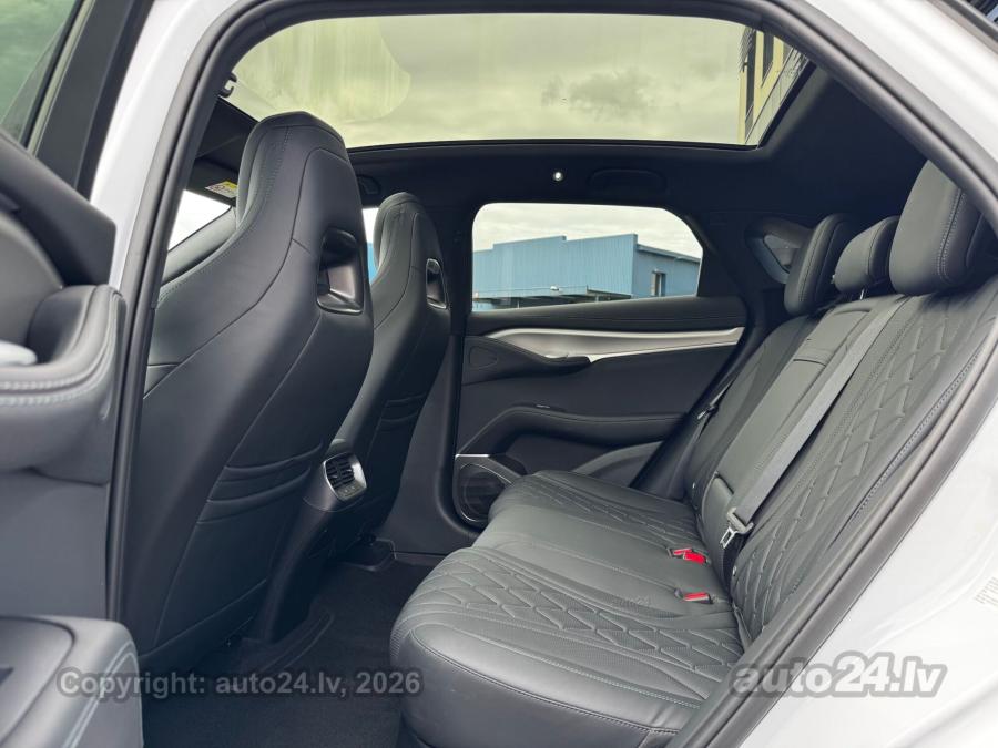 Balts BYD Sealion 7 2025 Tallina, ar dzinēja tilpumu 0.00 L un nobraukumu 22 tūkst. km par 54990 €, foto 16 vietnē AUTOMOTO.COM.LV