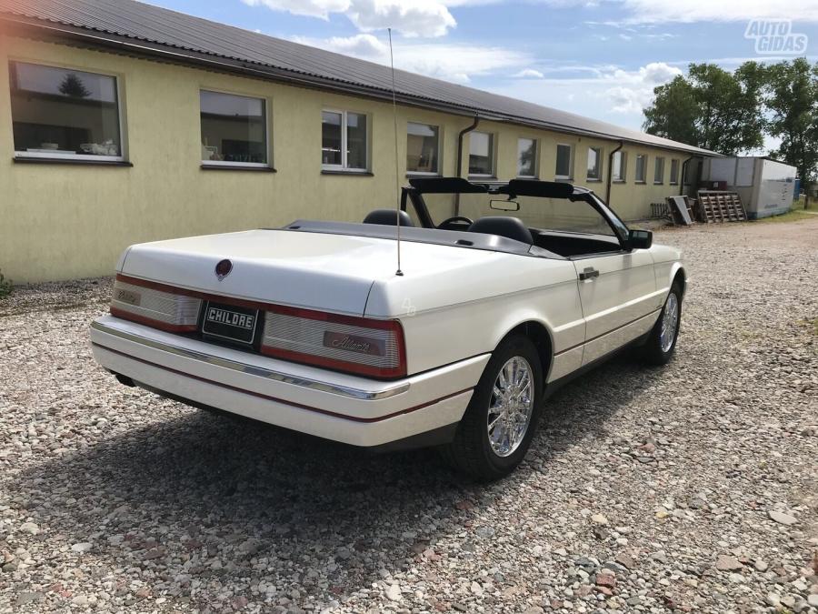 Balts Cadillac Allante 1992 Klaipėda, ar dzinēja tilpumu 4.50 L un nobraukumu 92 tūkst. km par 10950 €, foto 10 vietnē AUTOMOTO.COM.LV