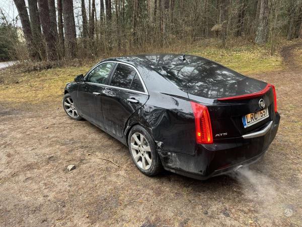 Melns Cadillac ATS 2013 Kauņa, ar dzinēja tilpumu 2.46 L un nobraukumu 269 tūkst. km par 3800 €, foto 7 vietnē AUTOMOTO.COM.LV
